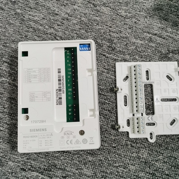 Bộ điều nhiệt phòng Siemens RDG160KN S55770-T297 với truyền thông KNX